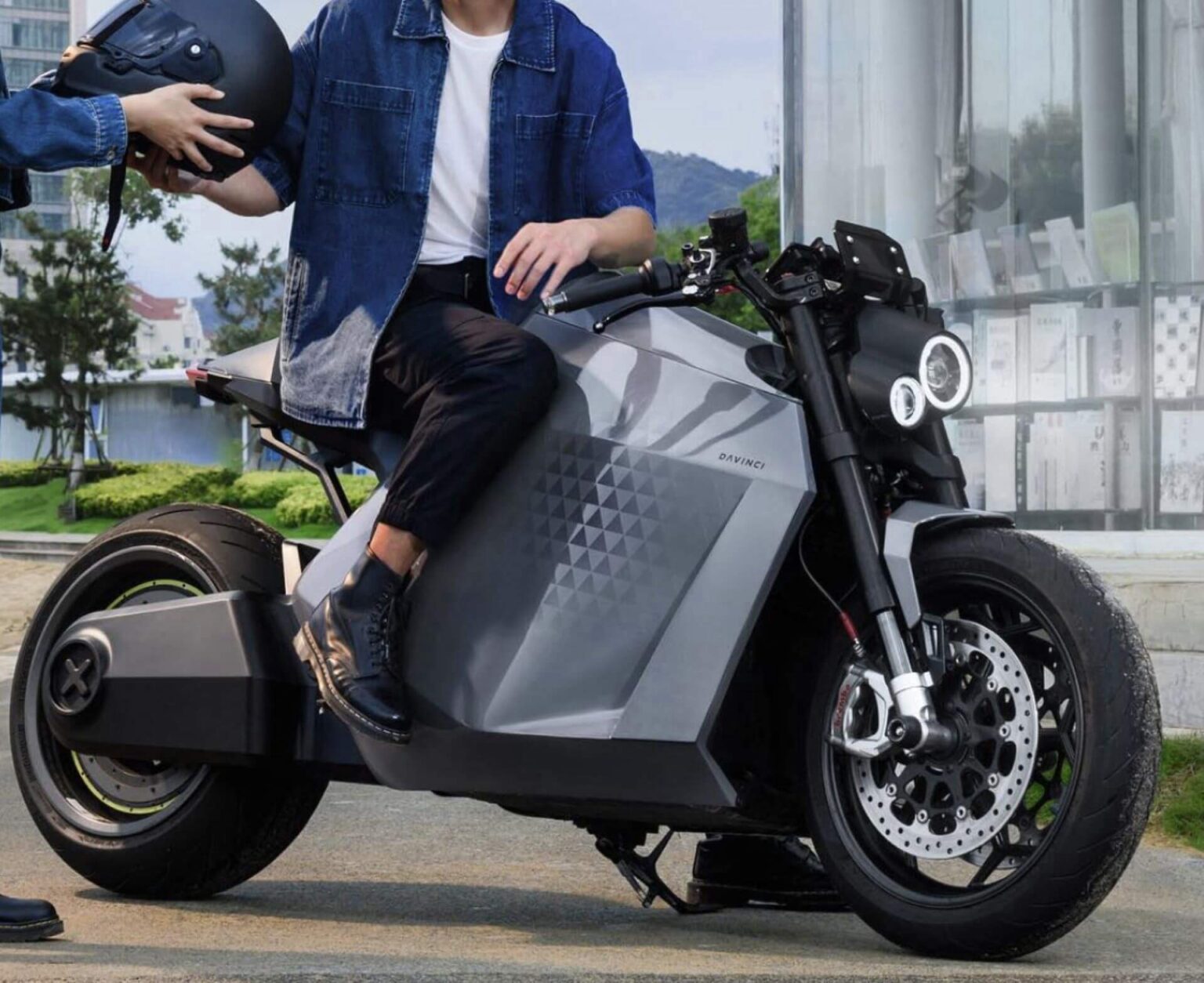 Davinci Motor DC100: A Self-balancing Robotic Electric Motorcycle ...